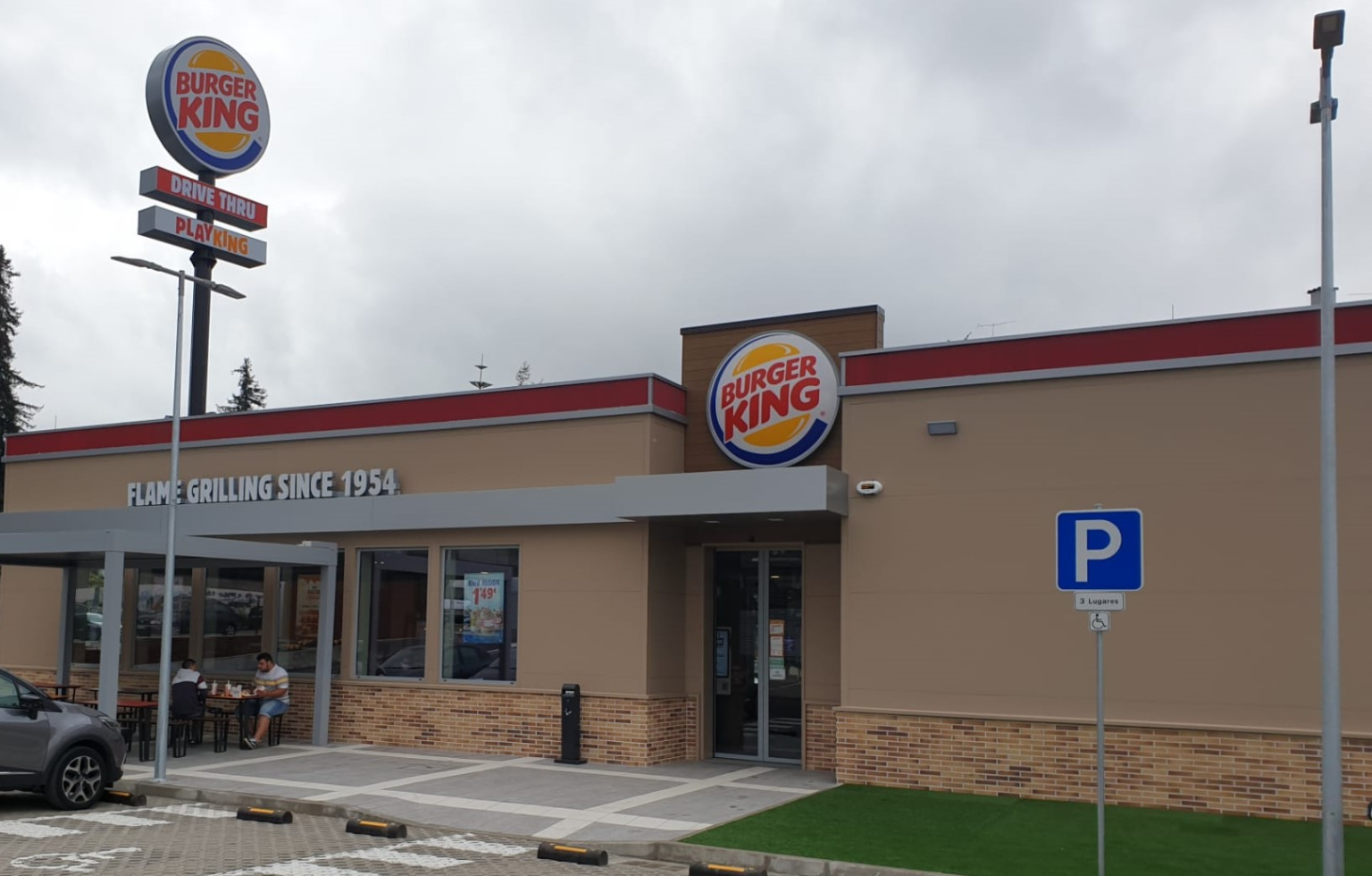 Burger King Portugal inaugura restaurante em Braga