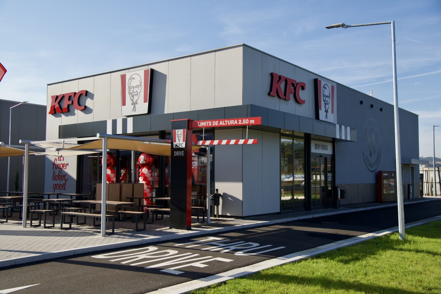 KFC, Pizza Hut e Taco Bell vão adicionar IA no atendimento de pedidos