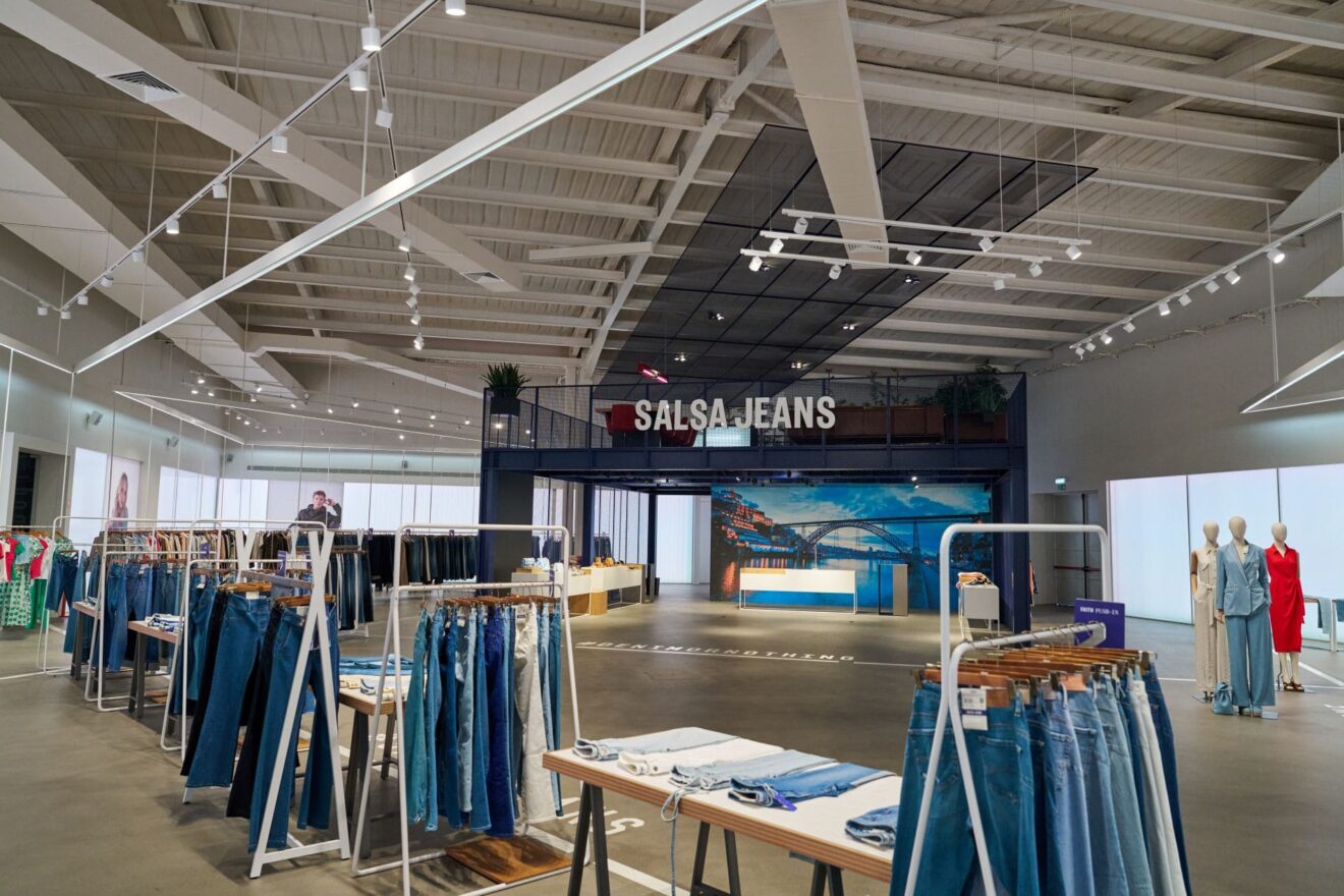 Salsa Jeans testa Passaporte Digital de Produto em novo modelo de jeans